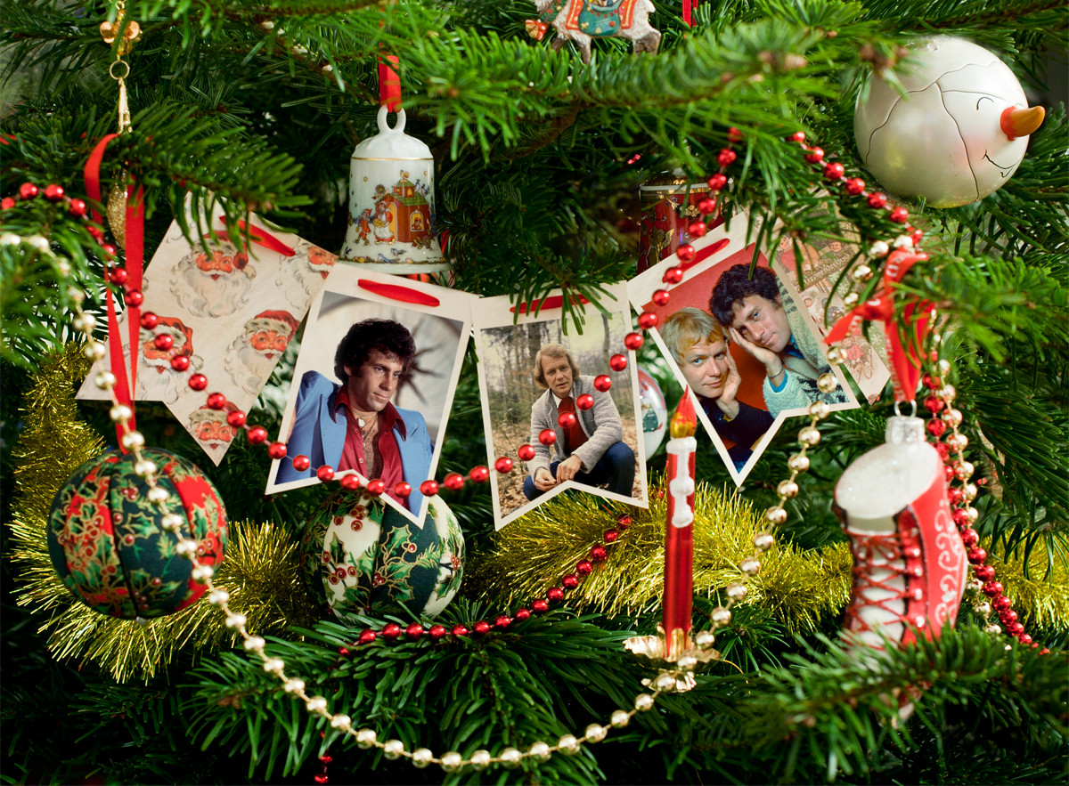 December 23rd- Decorating the Tree by Daisy Morgan - Starsky & Hutch ...